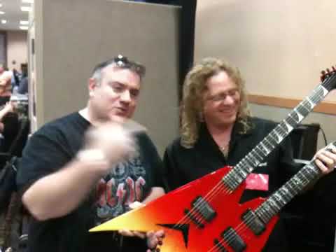 Dean Dave Mustaine Doubleneck review w/ Johnny Demarco – TTK Style ...